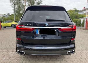 BMW X7 2019 in Ukmerge, with an engine capacity of 3.00 L and mileage of 165 thousand km for 48500 €, photo 5 on AUTOMOTO.COM.LV