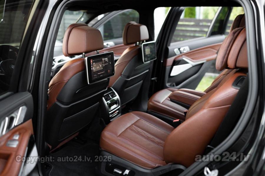 BMW X7 2020 in Tallinn, with an engine capacity of 3.00 L and mileage of 154 thousand km for 58900 €, photo 12 on AUTOMOTO.COM.LV