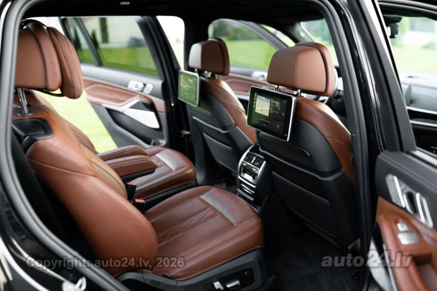 BMW X7 2020 in Tallinn, with an engine capacity of 3.00 L and mileage of 154 thousand km for 58900 €, photo 17 on AUTOMOTO.COM.LV