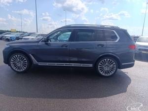 BMW X7 2020 in Vilnius, with an engine capacity of 2.99 L and mileage of 195 thousand km for 42900 €, photo 3 on AUTOMOTO.COM.LV