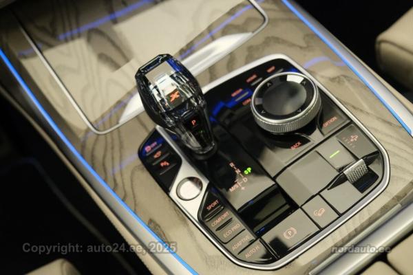 BMW X7 2021 Tallina, ar dzinēja tilpumu 3.00 L un nobraukumu 85 tūkst. km par 72900 €, foto 11 vietnē AUTOMOTO.COM.LV