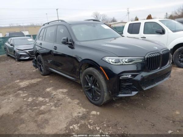 BMW X7 2022 Klaipėda, ar dzinēja tilpumu 0.00 L un nobraukumu 0 tūkst. km par 24000 €, foto 1 vietnē AUTOMOTO.COM.LV