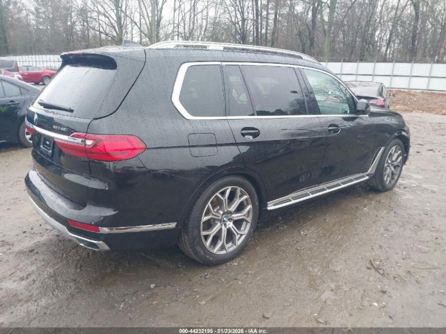BMW X7 2022 in Klaipeda, with an engine capacity of 0.00 L and mileage of 0 thousand km for 20700 €, photo 4 on AUTOMOTO.COM.LV