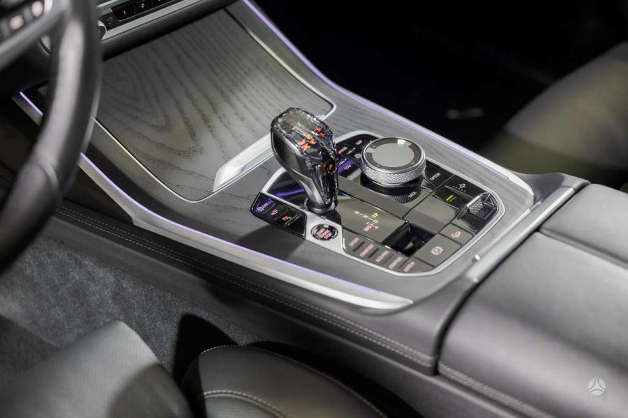 BMW X7 2022 Viļņa, ar dzinēja tilpumu 3.00 L un nobraukumu 88 tūkst. km par 64991 €, foto 21 vietnē AUTOMOTO.COM.LV
