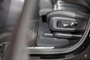 BMW X7 2022 Viļņa, ar dzinēja tilpumu 3.00 L un nobraukumu 88 tūkst. km par 64991 €, foto 39 vietnē AUTOMOTO.COM.LV