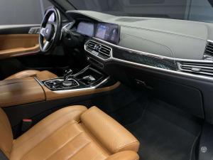 BMW X7 2022 in Klaipeda, with an engine capacity of 3.00 L and mileage of 141 thousand km for 54991 €, photo 14 on AUTOMOTO.COM.LV