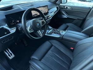 BMW X7 2023 in Kaunas, with an engine capacity of 4.40 L and mileage of 47 thousand km for 109771 €, photo 9 on AUTOMOTO.COM.LV