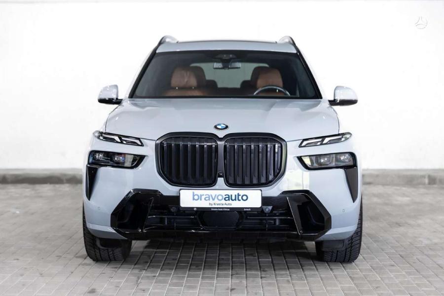 BMW X7 2023 Viļņa, ar dzinēja tilpumu 3.00 L un nobraukumu 13 tūkst. km par 88957 €, foto 2 vietnē AUTOMOTO.COM.LV