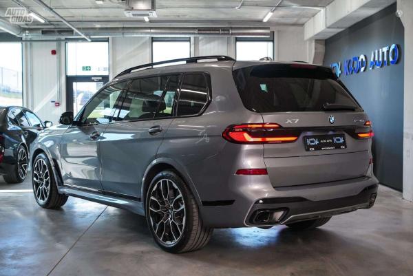 BMW X7 2023 in Marijampole, with an engine capacity of 0.00 L and mileage of 96 thousand km for 79950 €, photo 8 on AUTOMOTO.COM.LV