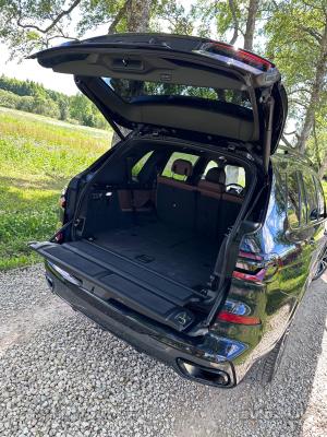 BMW X7 2023 Viljandi, ar dzinēja tilpumu 3.00 L un nobraukumu 89 tūkst. km par 89000 €, foto 19 vietnē AUTOMOTO.COM.LV