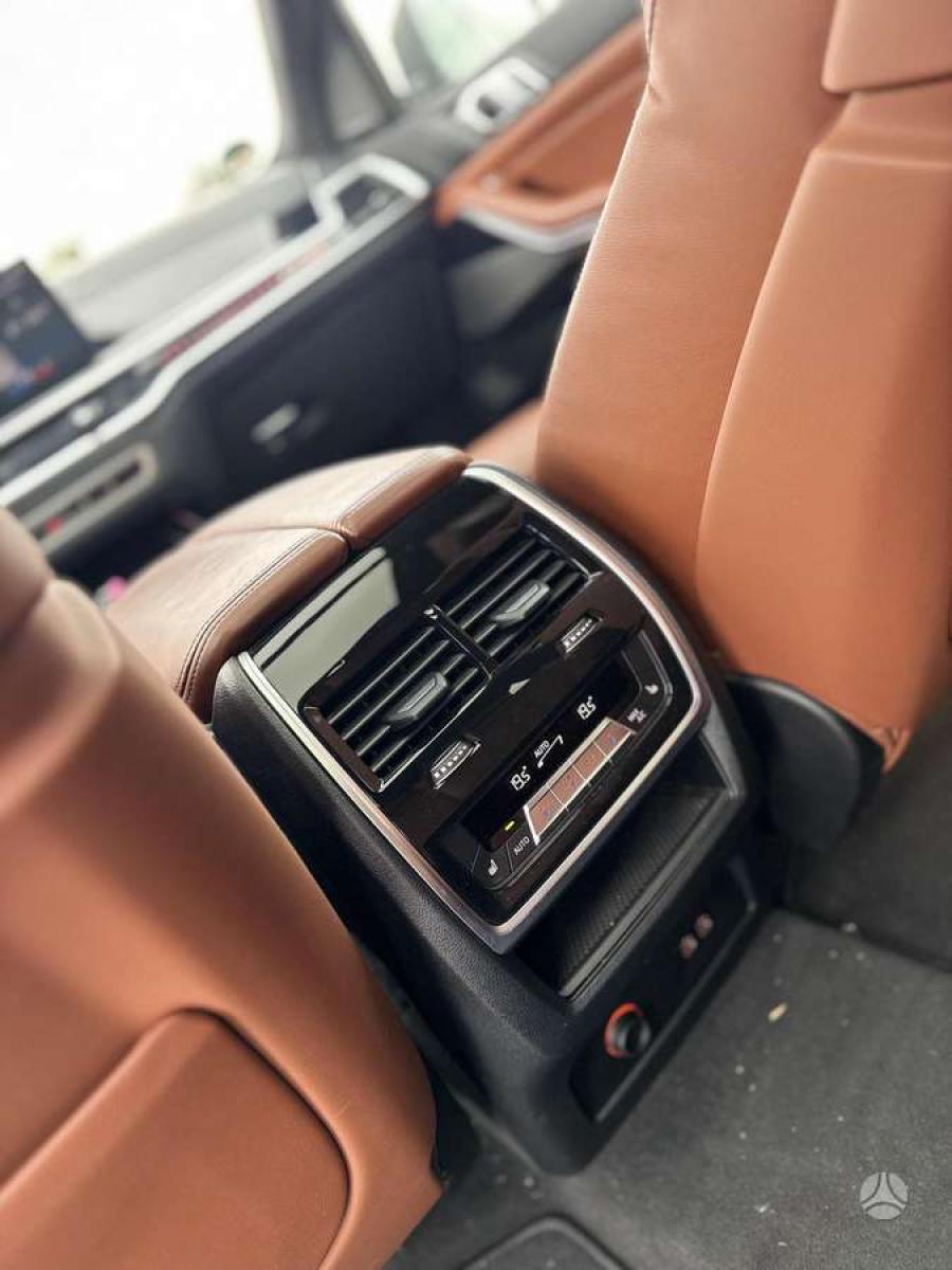 BMW X7 2023 Marijampole, ar dzinēja tilpumu 3.00 L un nobraukumu 62 tūkst. km par 59999 €, foto 6 vietnē AUTOMOTO.COM.LV