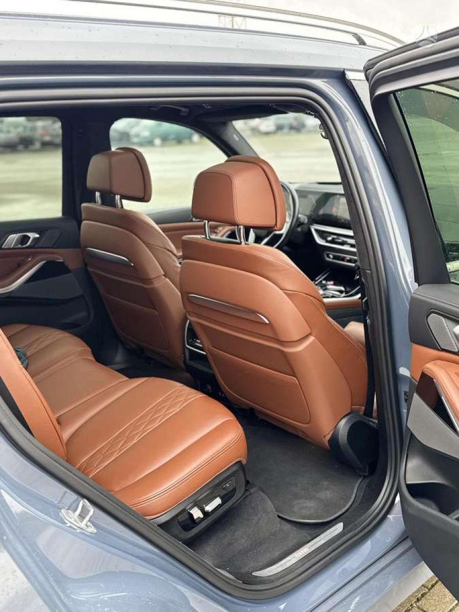 BMW X7 2023 Marijampole, ar dzinēja tilpumu 3.00 L un nobraukumu 62 tūkst. km par 59999 €, foto 11 vietnē AUTOMOTO.COM.LV
