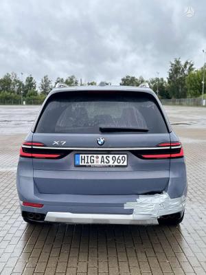 BMW X7 2023 Marijampole, ar dzinēja tilpumu 3.00 L un nobraukumu 62 tūkst. km par 59999 €, foto 22 vietnē AUTOMOTO.COM.LV