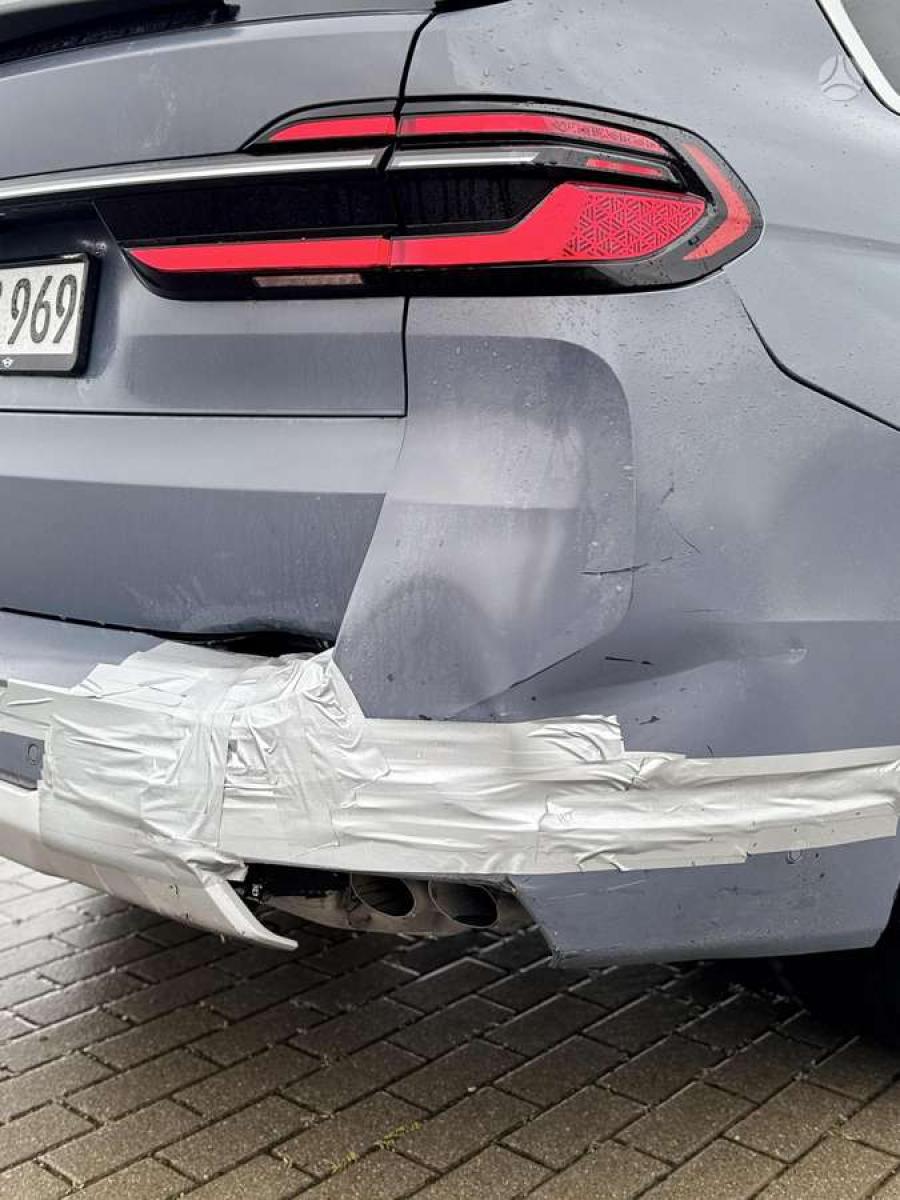 BMW X7 2023 Marijampole, ar dzinēja tilpumu 3.00 L un nobraukumu 62 tūkst. km par 59999 €, foto 23 vietnē AUTOMOTO.COM.LV
