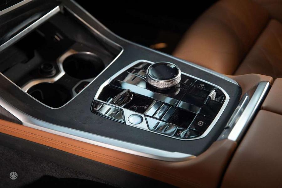 BMW X7 2023 Kauņa, ar dzinēja tilpumu 3.00 L un nobraukumu 52 tūkst. km par 89991 €, foto 16 vietnē AUTOMOTO.COM.LV