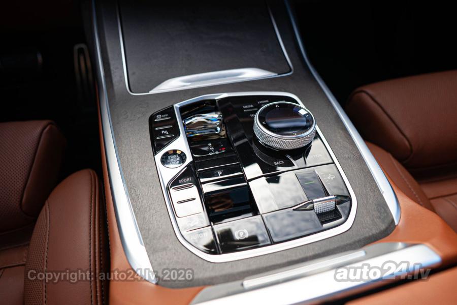 БМВ X7 2023 в Тарту, объемом двигателя 3.00 л и пробегом 25 тыс. км за 96000 €, фото 13 на AUTOMOTO.COM.LV