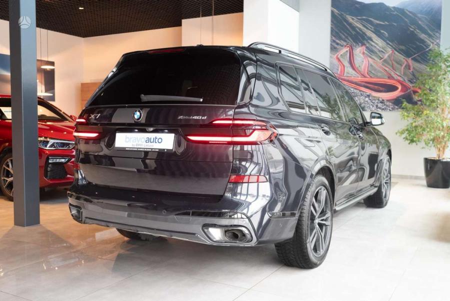 BMW X7 2024 in Kaunas, with an engine capacity of 3.00 L and mileage of 28 thousand km for 97994 €, photo 6 on AUTOMOTO.COM.LV