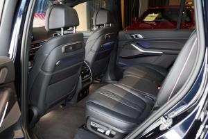 BMW X7 2024 in Kaunas, with an engine capacity of 3.00 L and mileage of 28 thousand km for 97994 €, photo 27 on AUTOMOTO.COM.LV