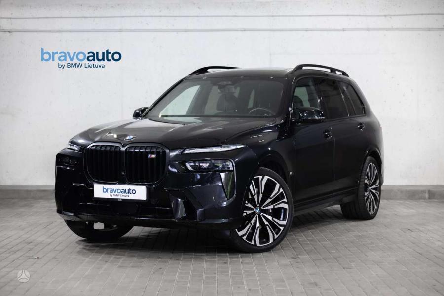 BMW X7 2024 in Vilnius, with an engine capacity of 4.40 L and mileage of 54 thousand km for 105993 €, photo 1 on AUTOMOTO.COM.LV