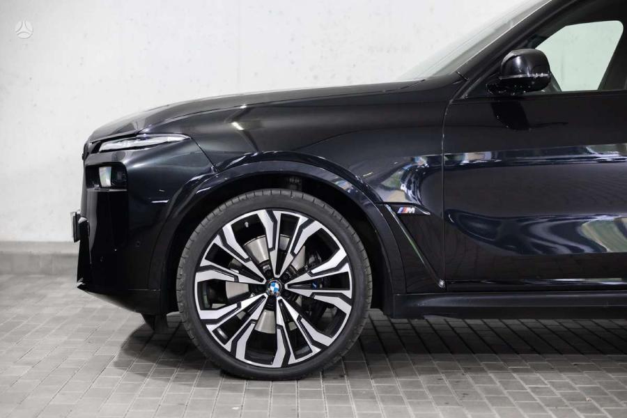BMW X7 2024 Viļņa, ar dzinēja tilpumu 4.40 L un nobraukumu 54 tūkst. km par 105993 €, foto 5 vietnē AUTOMOTO.COM.LV