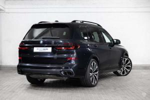 BMW X7 2024 Viļņa, ar dzinēja tilpumu 4.40 L un nobraukumu 54 tūkst. km par 105993 €, foto 9 vietnē AUTOMOTO.COM.LV