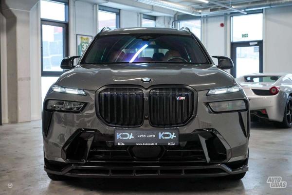 BMW X7 2024 in Marijampole, with an engine capacity of 4.40 L and mileage of 49 thousand km for 133950 €, photo 3 on AUTOMOTO.COM.LV