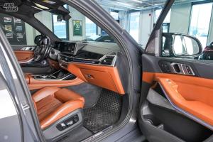 BMW X7 2024 in Marijampole, with an engine capacity of 4.40 L and mileage of 49 thousand km for 133950 €, photo 38 on AUTOMOTO.COM.LV