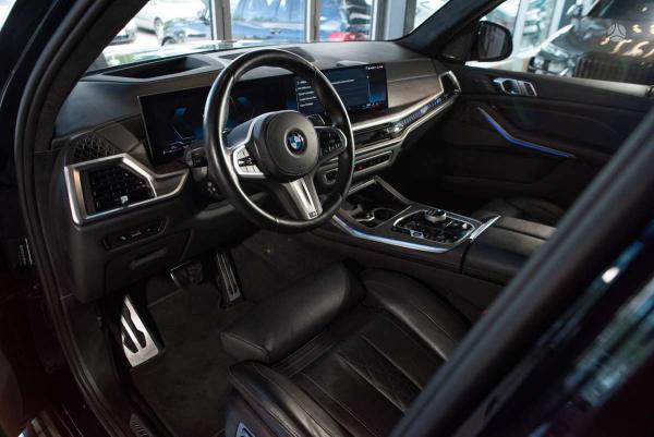 BMW X7 2024 in Kaunas, with an engine capacity of 3.00 L and mileage of 29 thousand km for 86300 €, photo 10 on AUTOMOTO.COM.LV