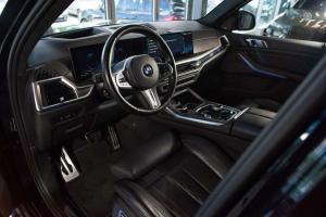 BMW X7 2024 in Kaunas, with an engine capacity of 3.00 L and mileage of 29 thousand km for 86300 €, photo 11 on AUTOMOTO.COM.LV
