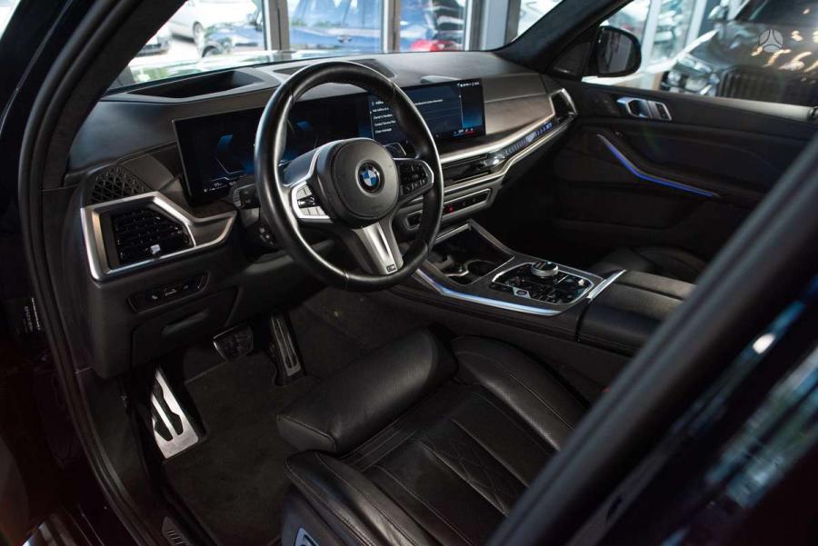 BMW X7 2024 in Kaunas, with an engine capacity of 3.00 L and mileage of 29 thousand km for 86300 €, photo 11 on AUTOMOTO.COM.LV