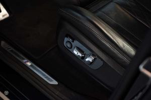 BMW X7 2024 in Kaunas, with an engine capacity of 3.00 L and mileage of 29 thousand km for 86300 €, photo 15 on AUTOMOTO.COM.LV