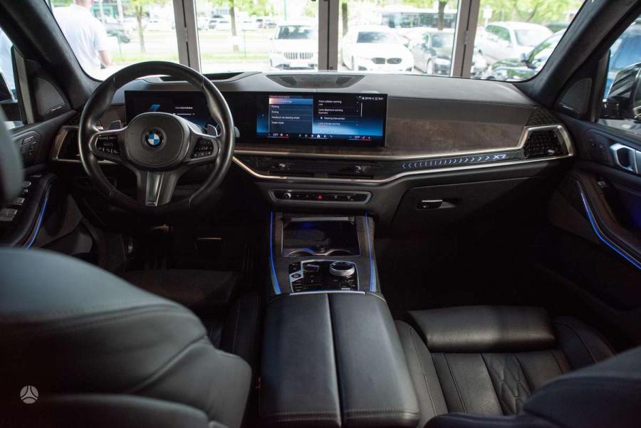 BMW X7 2024 in Kaunas, with an engine capacity of 3.00 L and mileage of 29 thousand km for 86300 €, photo 23 on AUTOMOTO.COM.LV