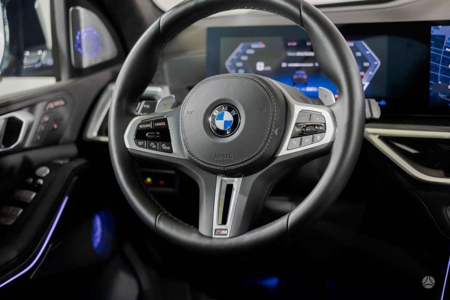 BMW X7 2024 in Vilnius, with an engine capacity of 4.40 L and mileage of 21 thousand km for 94991 €, photo 18 on AUTOMOTO.COM.LV