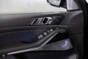 BMW X7 2024 in Vilnius, with an engine capacity of 4.40 L and mileage of 21 thousand km for 94991 €, photo 32 on AUTOMOTO.COM.LV