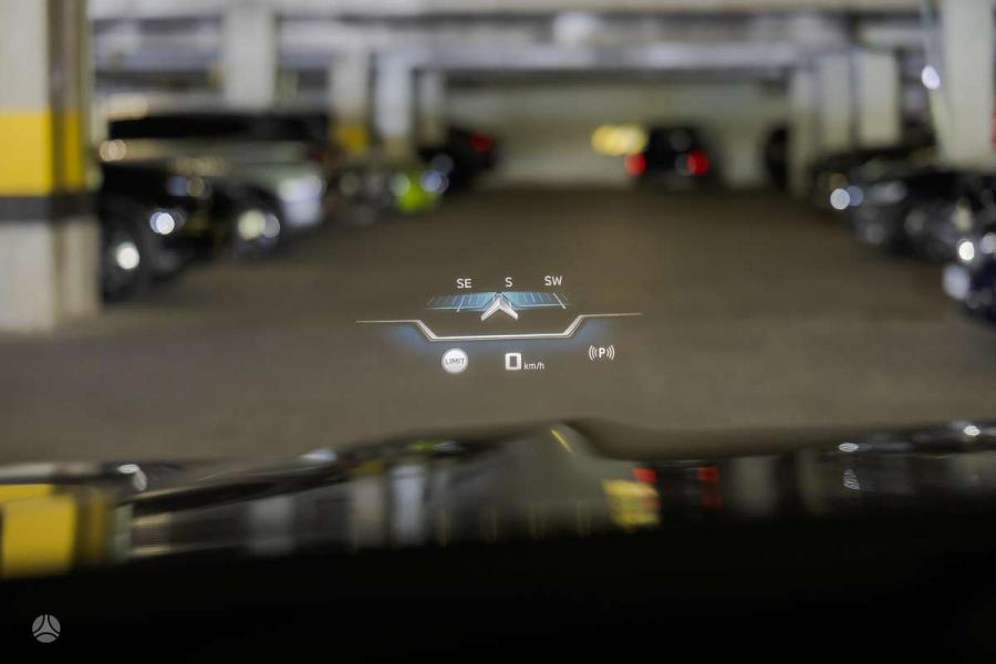 BMW X7 2024 in Vilnius, with an engine capacity of 4.40 L and mileage of 21 thousand km for 94991 €, photo 34 on AUTOMOTO.COM.LV