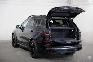 BMW X7 2024 in Vilnius, with an engine capacity of 4.40 L and mileage of 21 thousand km for 94991 €, photo 39 on AUTOMOTO.COM.LV