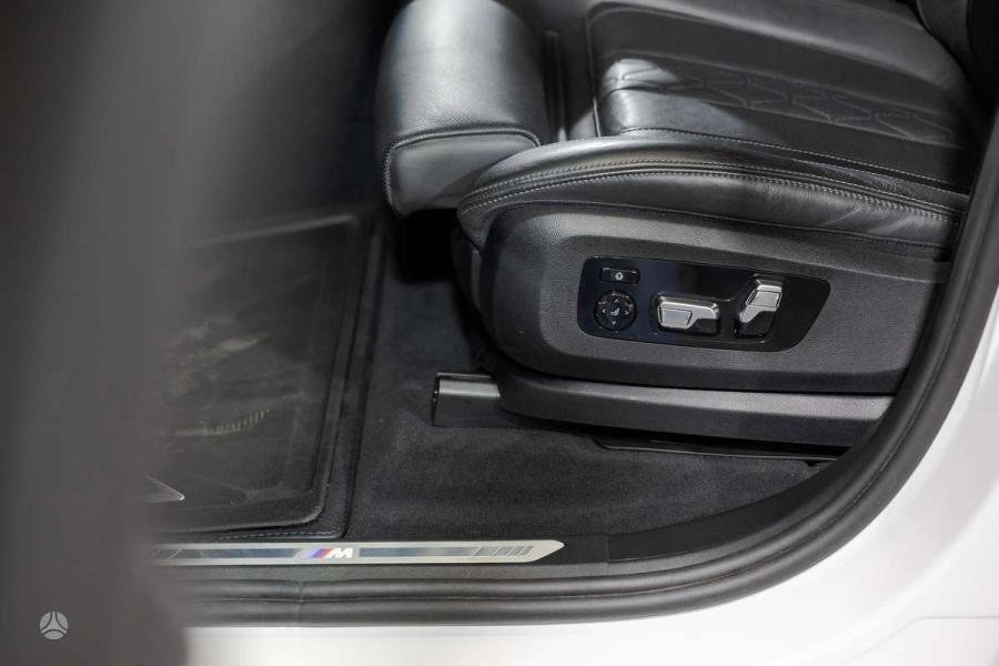 BMW X7 2024 Viļņa, ar dzinēja tilpumu 3.00 L un nobraukumu 79 tūkst. km par 86771 €, foto 20 vietnē AUTOMOTO.COM.LV