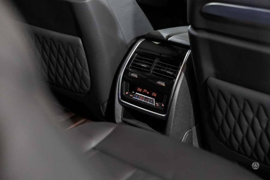BMW X7 2024 Viļņa, ar dzinēja tilpumu 3.00 L un nobraukumu 79 tūkst. km par 86771 €, foto 25 vietnē AUTOMOTO.COM.LV