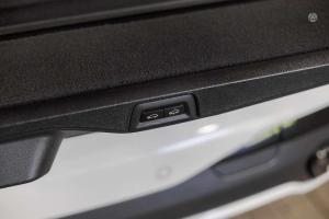 BMW X7 2024 Viļņa, ar dzinēja tilpumu 3.00 L un nobraukumu 79 tūkst. km par 86771 €, foto 39 vietnē AUTOMOTO.COM.LV