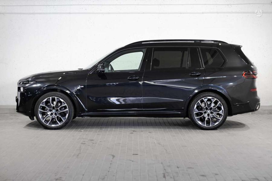 BMW X7 2024 Viļņa, ar dzinēja tilpumu 3.00 L un nobraukumu 99 tūkst. km par 80991 €, foto 5 vietnē AUTOMOTO.COM.LV