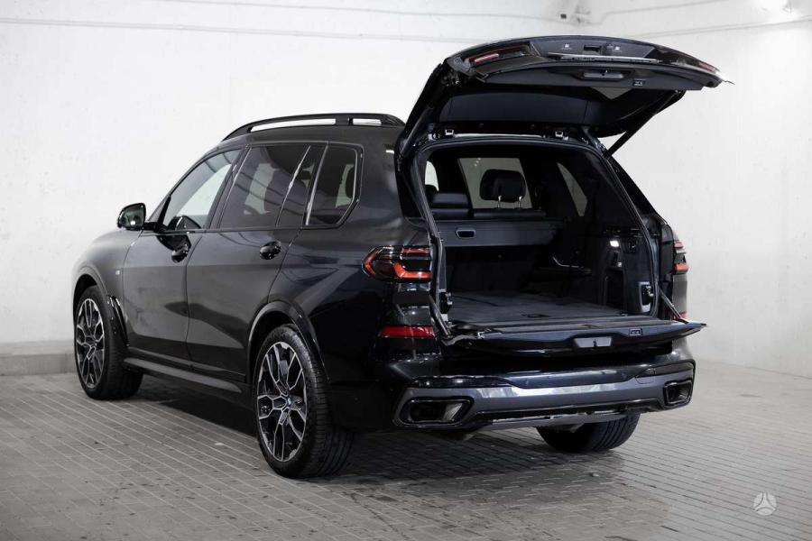 BMW X7 2024 Viļņa, ar dzinēja tilpumu 3.00 L un nobraukumu 99 tūkst. km par 80991 €, foto 14 vietnē AUTOMOTO.COM.LV