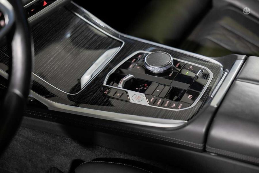 BMW X7 2024 Viļņa, ar dzinēja tilpumu 3.00 L un nobraukumu 99 tūkst. km par 80991 €, foto 20 vietnē AUTOMOTO.COM.LV