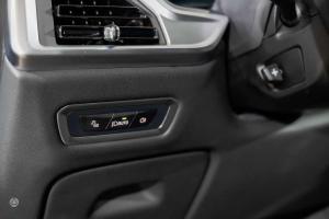 BMW X7 2024 Viļņa, ar dzinēja tilpumu 3.00 L un nobraukumu 99 tūkst. km par 80991 €, foto 21 vietnē AUTOMOTO.COM.LV