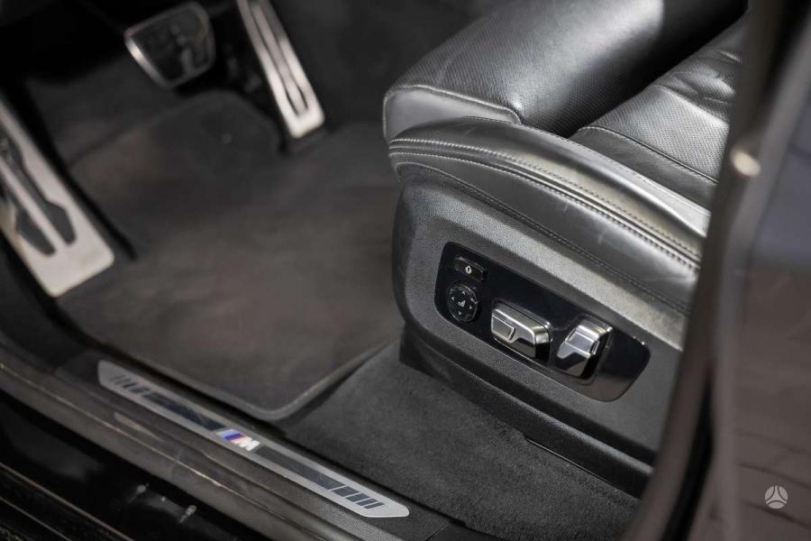 BMW X7 2024 Viļņa, ar dzinēja tilpumu 3.00 L un nobraukumu 99 tūkst. km par 80991 €, foto 23 vietnē AUTOMOTO.COM.LV
