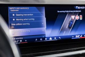 BMW X7 2024 Viļņa, ar dzinēja tilpumu 3.00 L un nobraukumu 99 tūkst. km par 80991 €, foto 40 vietnē AUTOMOTO.COM.LV