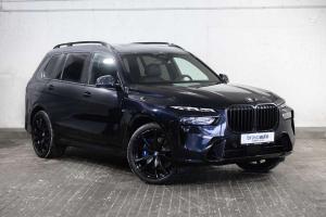 BMW X7 2025 in Vilnius, with an engine capacity of 3.00 L and mileage of 26 thousand km for 97671 €, photo 3 on AUTOMOTO.COM.LV
