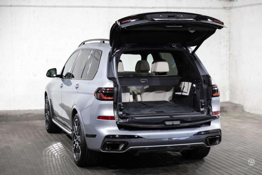 BMW X7 2025 Viļņa, ar dzinēja tilpumu 3.00 L un nobraukumu 38 tūkst. km par 98491 €, foto 36 vietnē AUTOMOTO.COM.LV