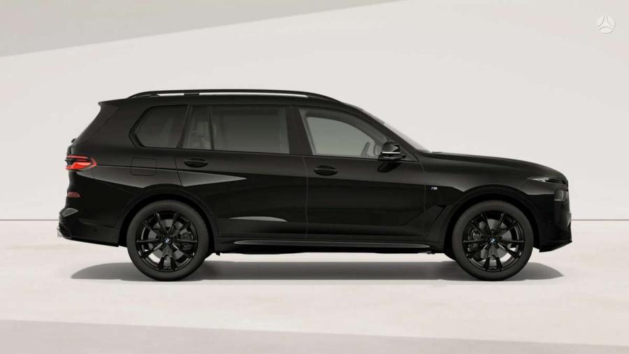 BMW X7 2026 in Kaunas, with an engine capacity of 3.00 L and mileage of 0 thousand km for 114781 €, photo 6 on AUTOMOTO.COM.LV