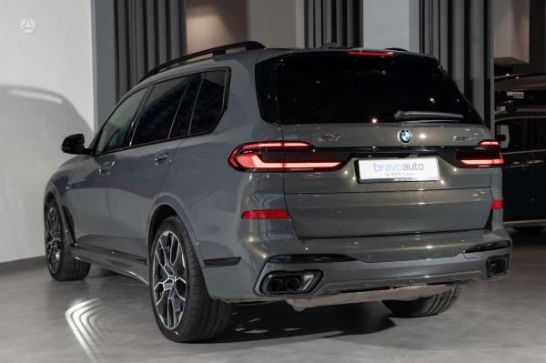 BMW X7 2026 in Kaunas, with an engine capacity of 3.00 L and mileage of 16 thousand km for 95771 €, photo 5 on AUTOMOTO.COM.LV