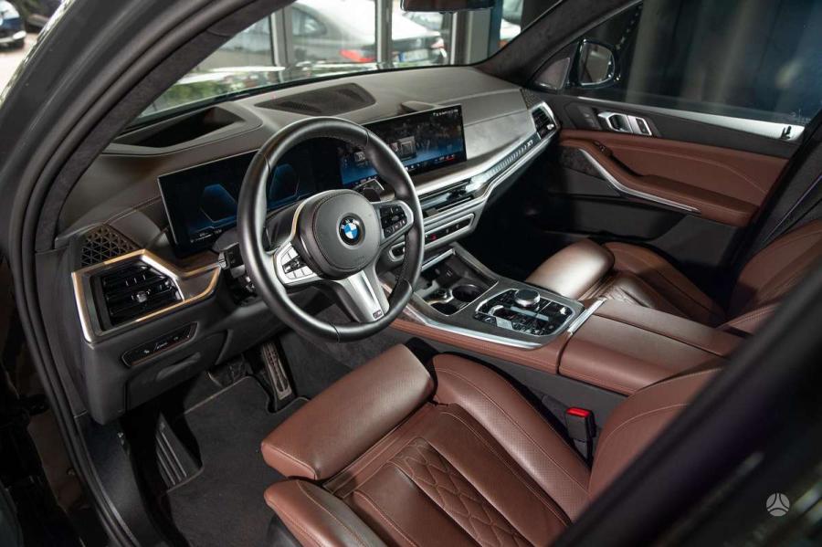BMW X7 2026 in Kaunas, with an engine capacity of 3.00 L and mileage of 16 thousand km for 95771 €, photo 11 on AUTOMOTO.COM.LV